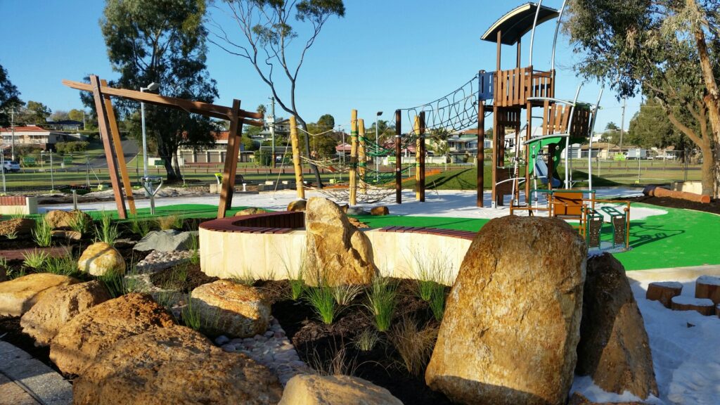 Eaton Foreshore Nature Based Playground - Environmental Industries
